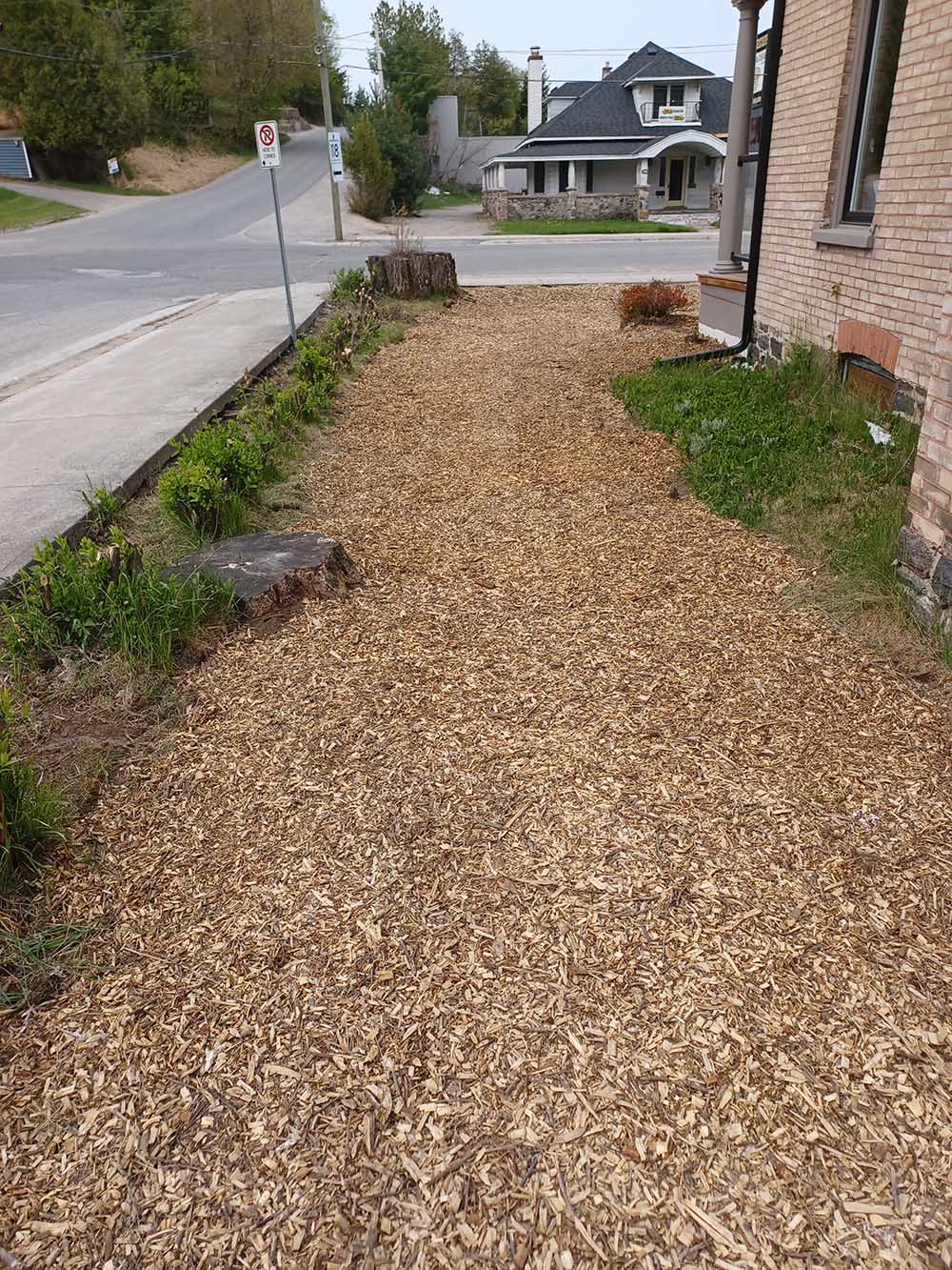 Adding a mulch - Grounded